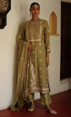 Ensemble India - Luxury Indian Designer Clothing | Estd. 1987